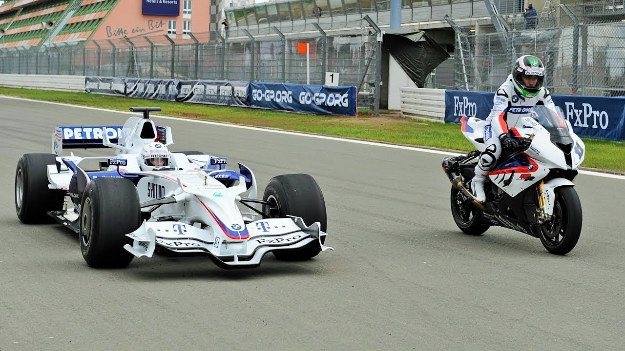 F1 Car vs Bike: BMW Sauber F1 vs BMW S 1000 RR | F1 ESPN